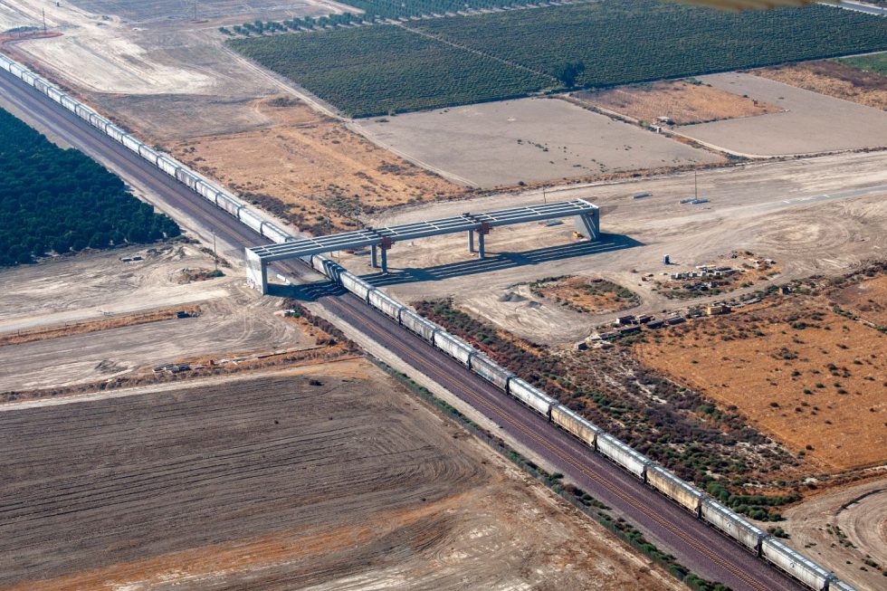 American Avenue Grade Separation|BuildHSR