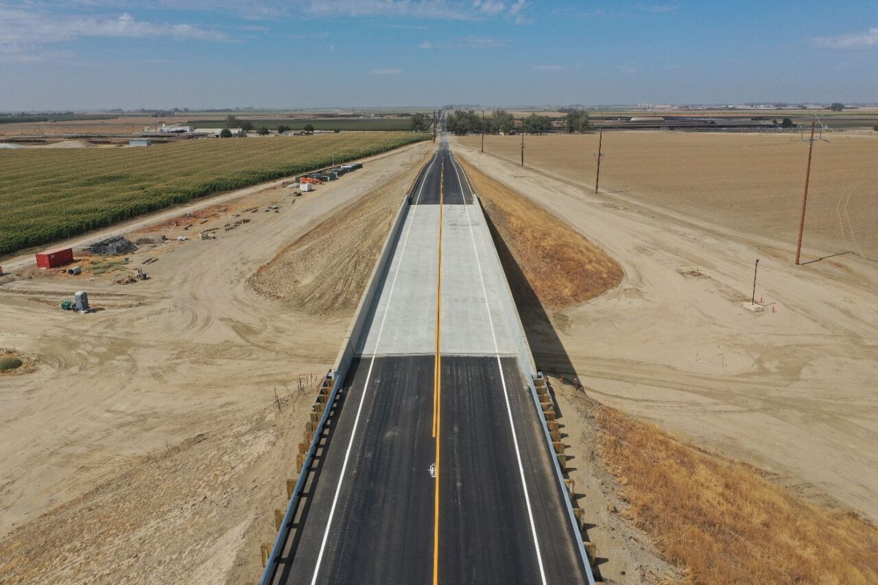 Jackson Avenue Overcrossing|BuildHSR