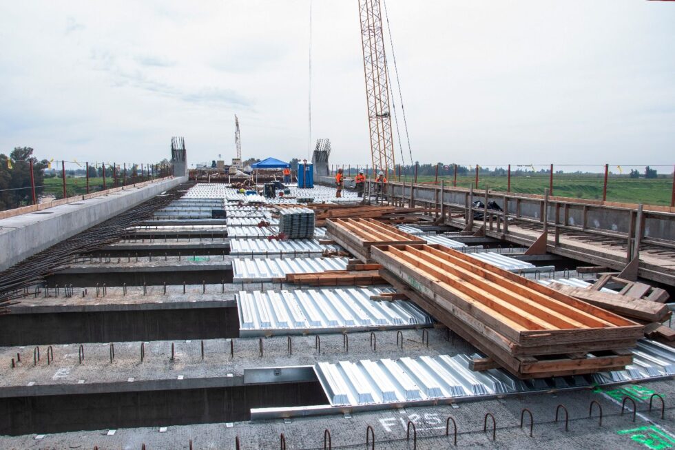 San Joaquin River Viaduct & Pergola|BuildHSR