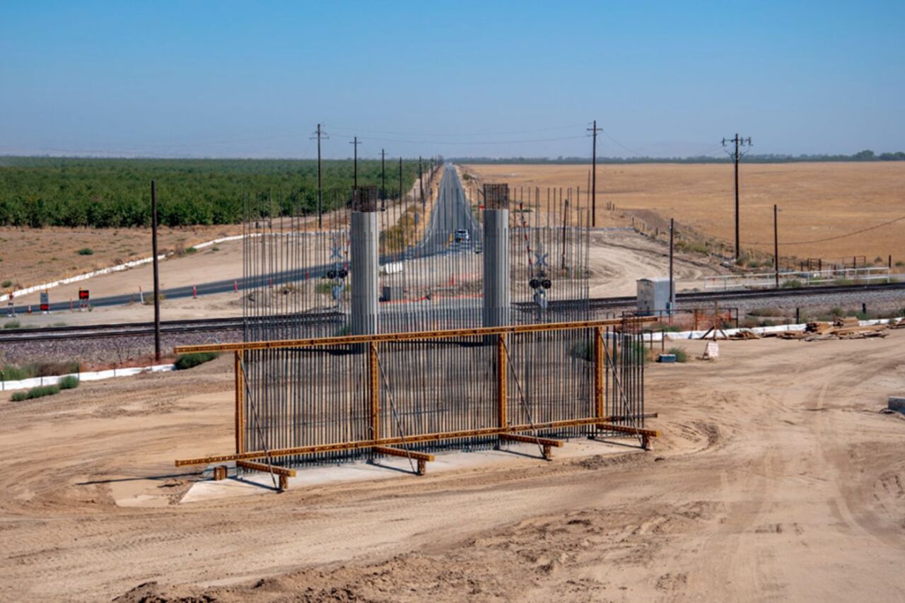 Avenue 15 Grade Separation|BuildHSR