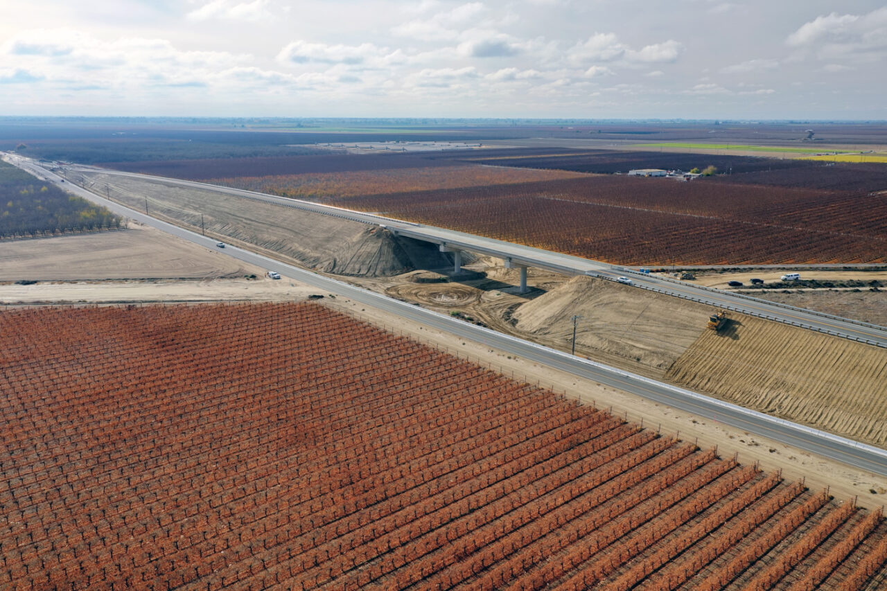 Fowler Avenue Overcrossing|BuildHSR