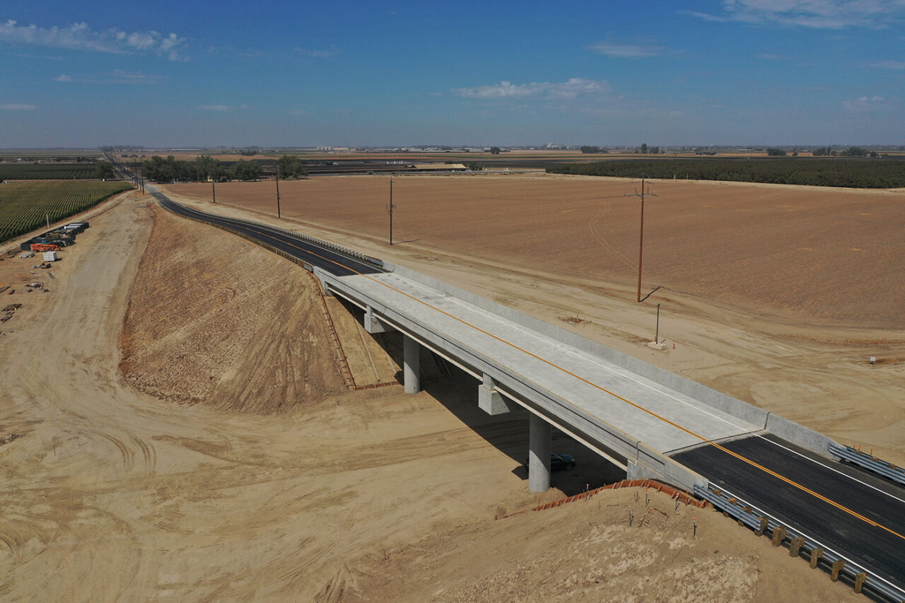 Jackson Avenue Overcrossing|BuildHSR