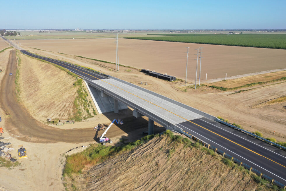 Idaho Avenue Overcrossing|BuildHSR