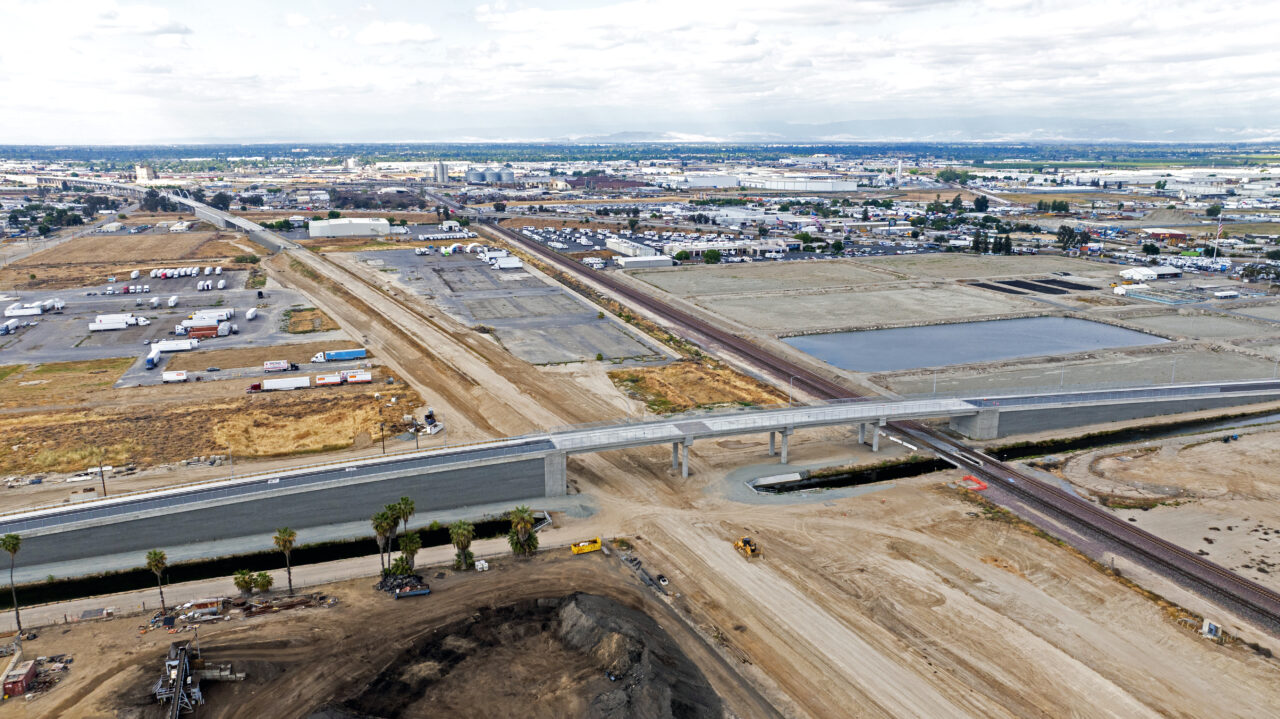 Central Avenue Grade Separation|BuildHSR